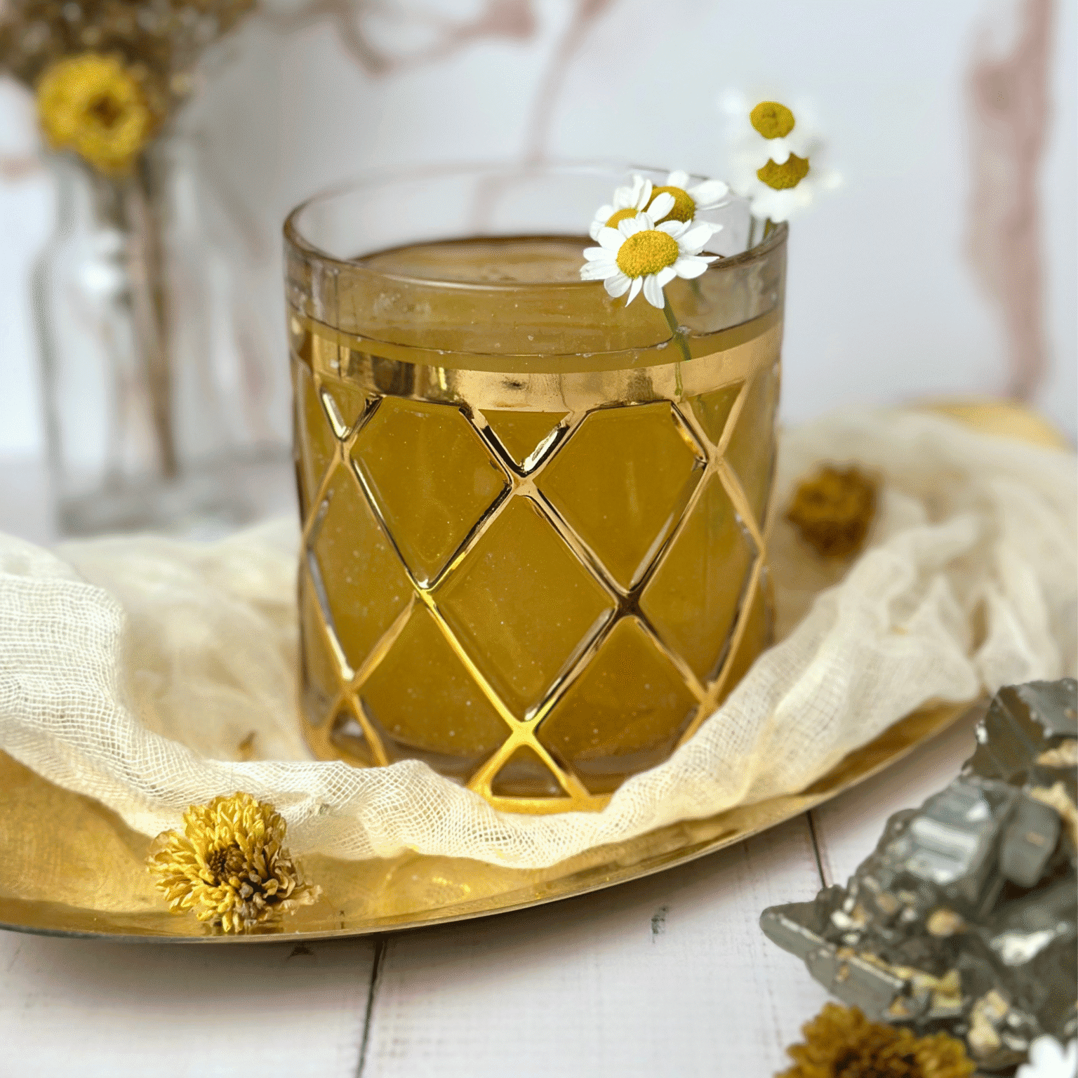 Liquid Gold Drink Recipe: A Cocktail & Mocktail for Luck & Prosperity ...